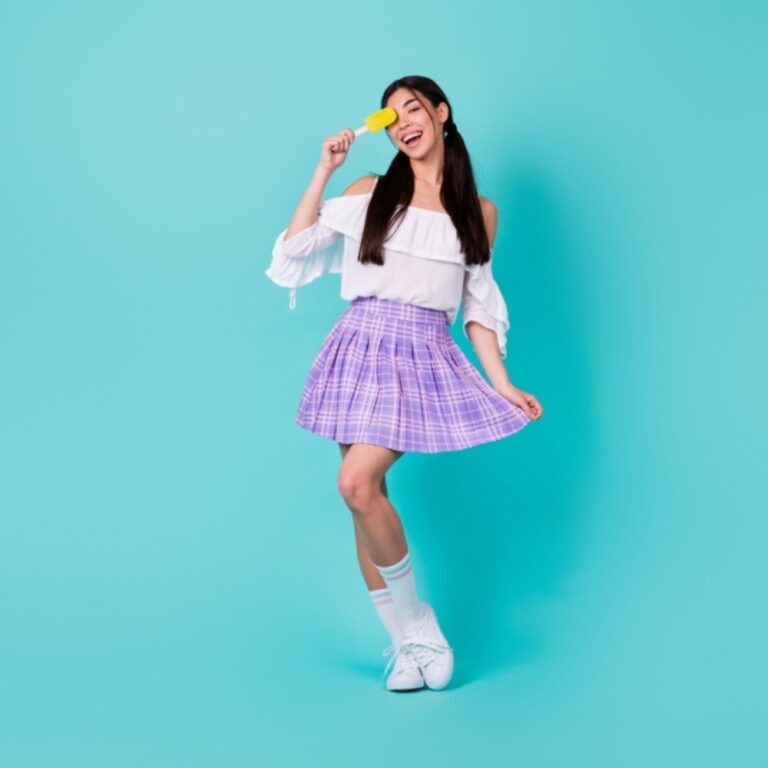 Y2K Estilo: saiba o que é e como compor seus looks nesse estilo!