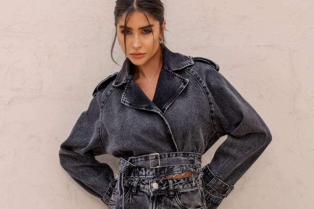 Festa Anos 2000: Roupas e Dicas para Arrasar no Look